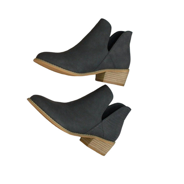 Corkys Footwear Women's Wayland Boot In Black Croco | ShopSimon