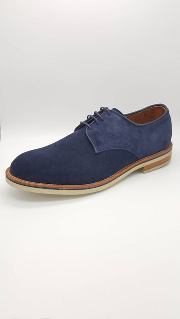 Allen Edmonds Men's Nomad Buck Oxford Shoes In Navy | ShopSimon