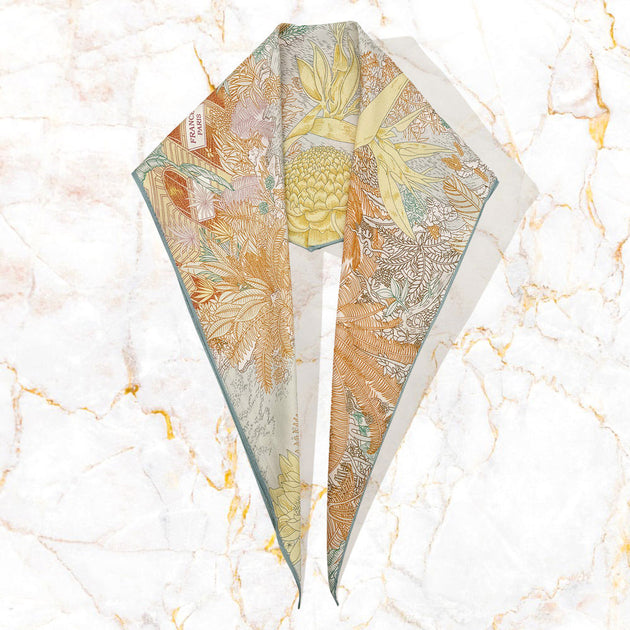 TRUEDAMES Patterned Diamond Shape Scarf | ShopSimon