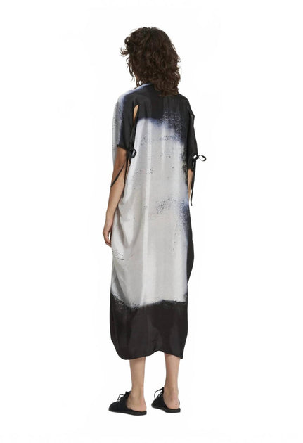 Masnada Polaroid Dress In White/black | ShopSimon
