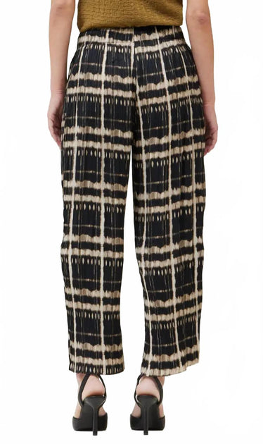 GRADE & GATHER Women's Jen Pants In Plaid | ShopSimon