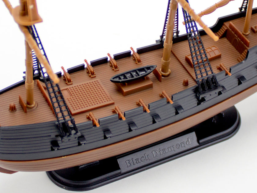 Revell Level 2 Easy-click Model Kit "the Black Diamond" Pirate Ship 1/ ...