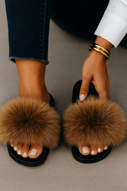 Haining Jinkeke Clothing Co. Women's Brandy Luxe Fox Slides In Brown ...