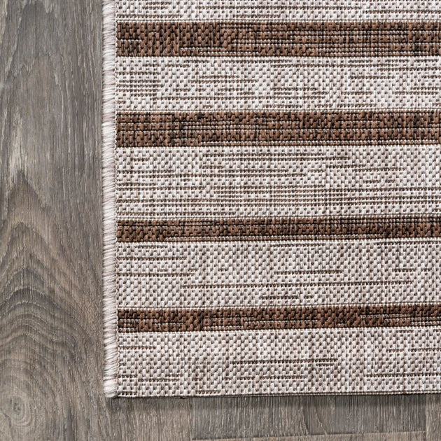 JONATHAN Y Sukie Modern Offset Stripe Indoor/Outdoor Area Rug | ShopSimon