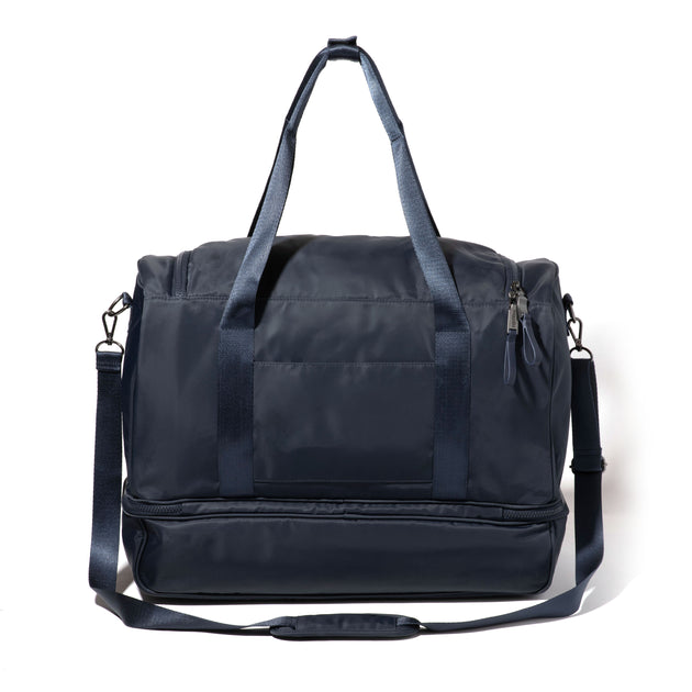 baggallini Deluxe Fifth Avenue Weekender Bag | ShopSimon