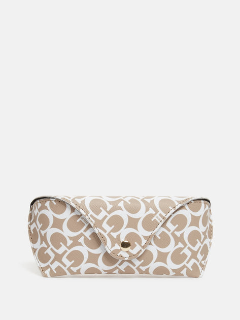 Guess Factory Enlarged Logo Aviator Eyewear Soft Case | ShopSimon